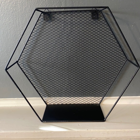 Accents | Octagon Wire Mesh Back Shelf | Poshmark